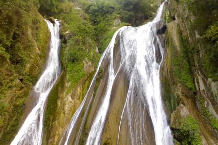 Top 9 Most Famous Waterfalls in Uttarakhand