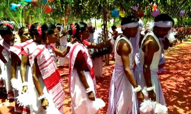 List of 14 Traditional Folk Dance of Jharkhand with Images